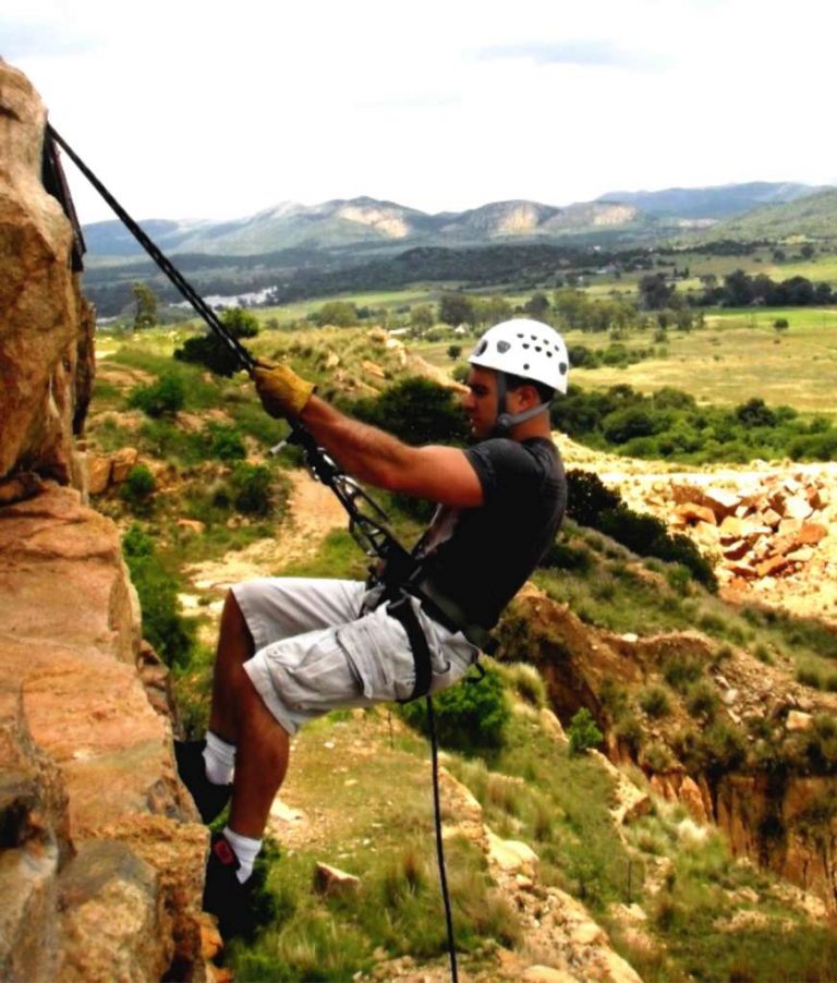 Abseiling / Rapp jumping - Parys River Rafting